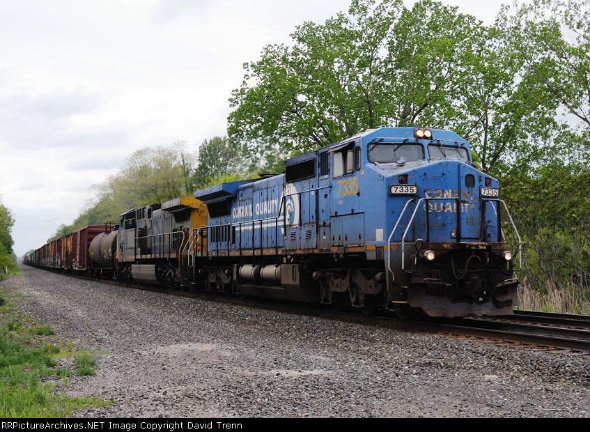 CSX 7335 leads Eastbound CSX Q364 at MP 122 on track number two